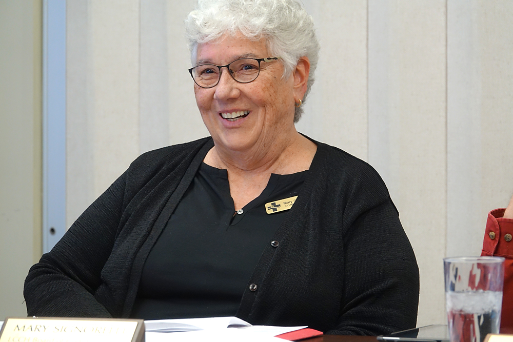 Hospital Board approves an affiliation agreement with U. of W ...