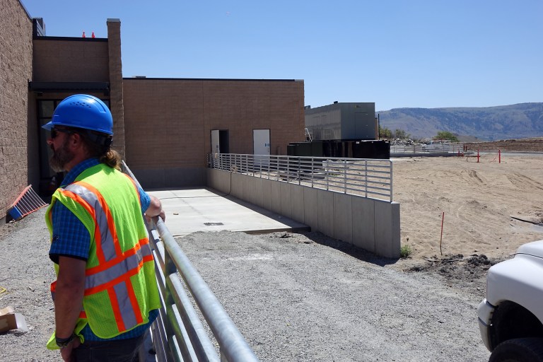 New Chelan hospital nearing completion for October opening – All Things ...