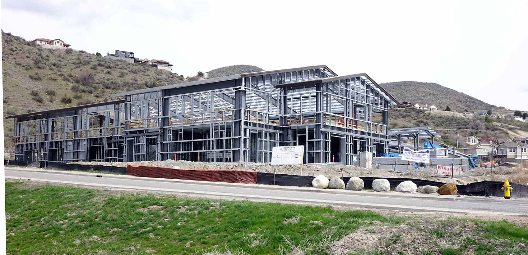 VIPs get a tour of the new Community Center – All Things Lake Chelan