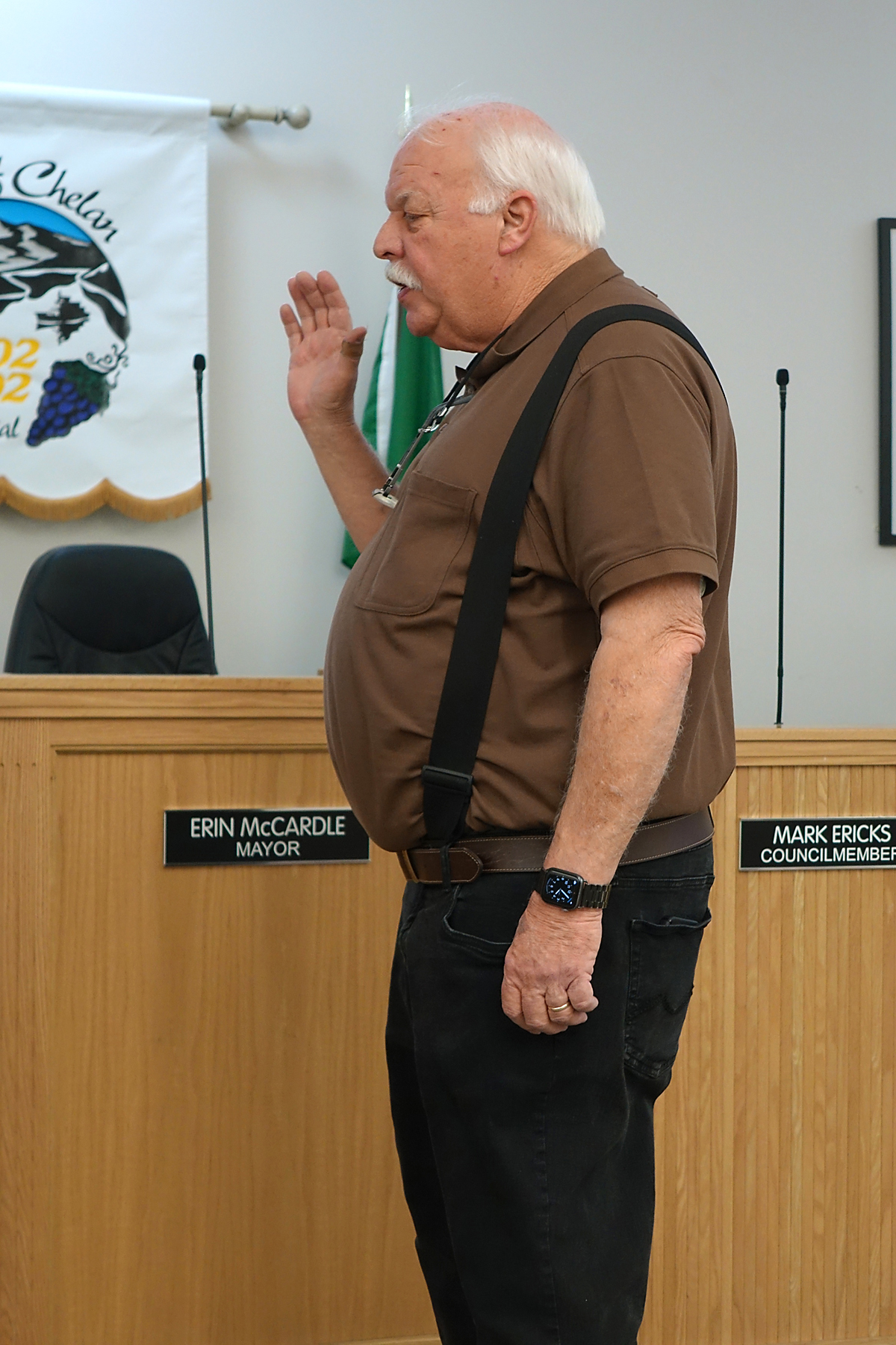 Chelan seats new mayor and councilmembers – All Things Lake Chelan