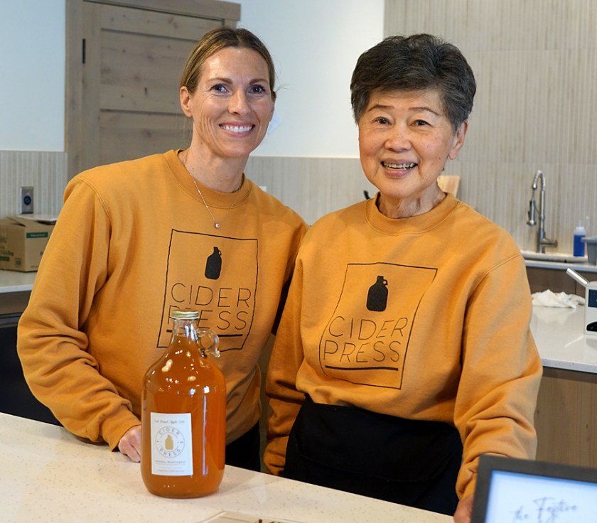 All Things Lake Chelan